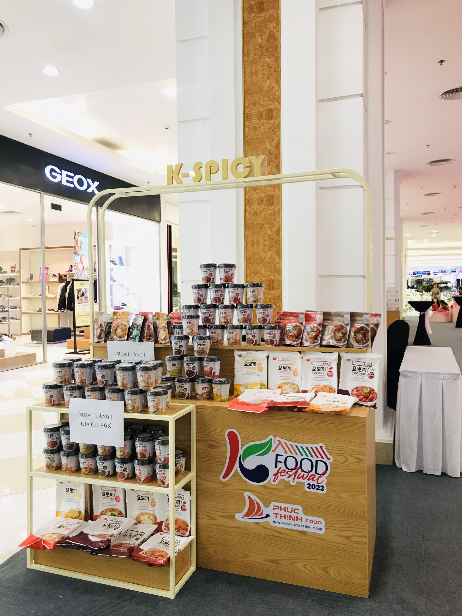 BỘ TRƯỞNG BỌ NÔNG LÂM NGHIỆP, THỰC PHẨM VÀ CHĂN NUÔI HÀN QUỐC THỬ THÁCH NẤU BÁNH GẠO TẠI K-FOOD ...